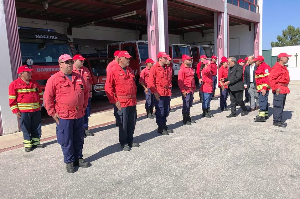 Leiria- Fátima: Cardeal D. António Marto visitou Bombeiros de Maceira - Agência ECCLESIA