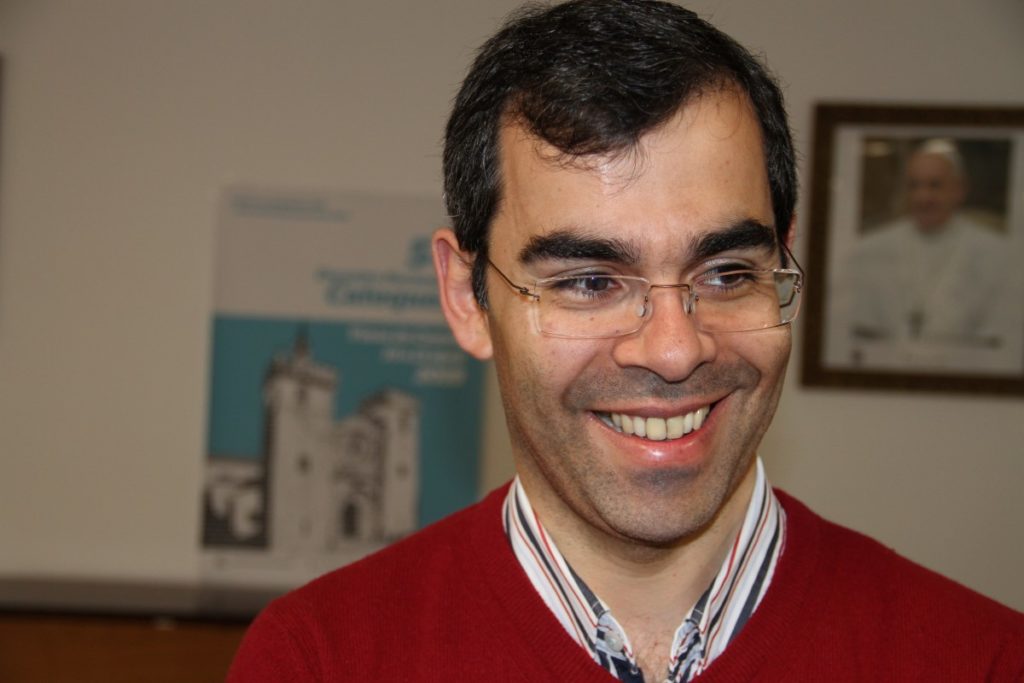 Catequese: Novo curso para catequistas quer ser “menos escolar” – padre ...