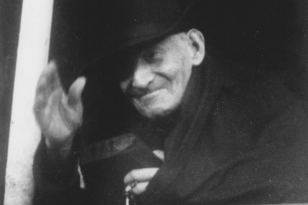 Publicações: «Padre Cruz. O Santo do Povo» apresenta «uma figura muito ...