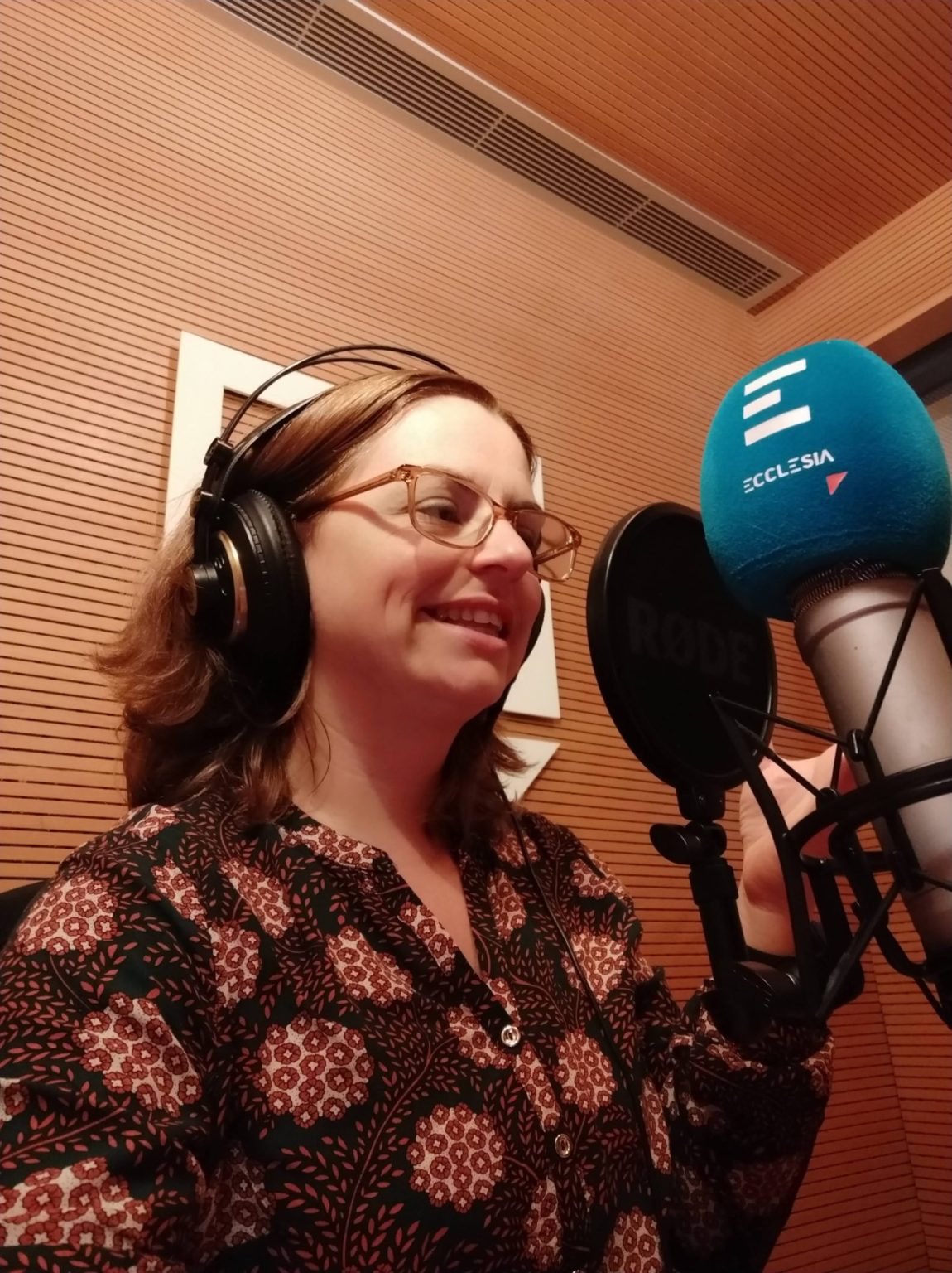 Comunicações: A vida de encontros «felizes» de Sónia Neves e o espaço ...