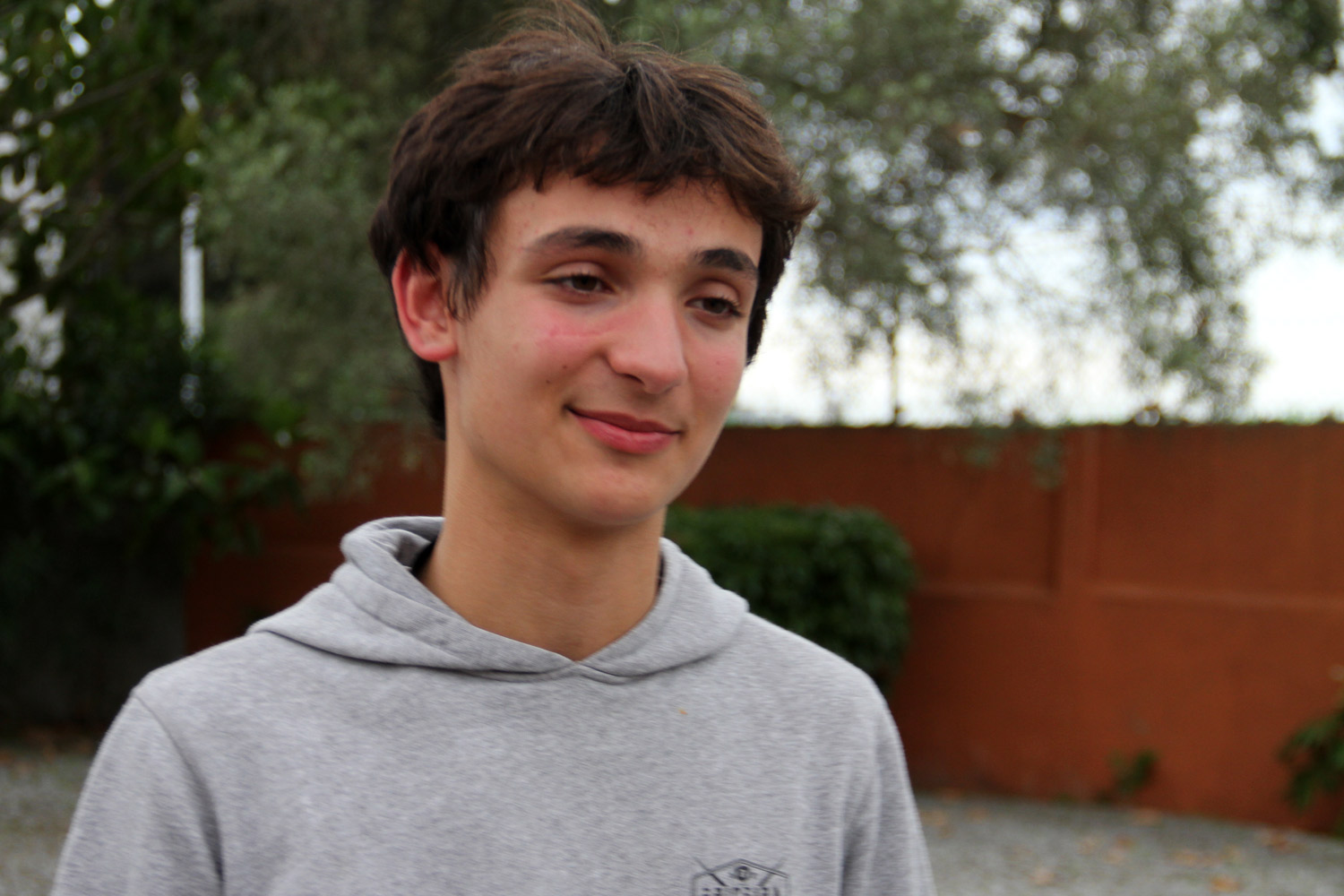 A hesitação, a curiosidade e a procura de lugar para as perguntas e ...