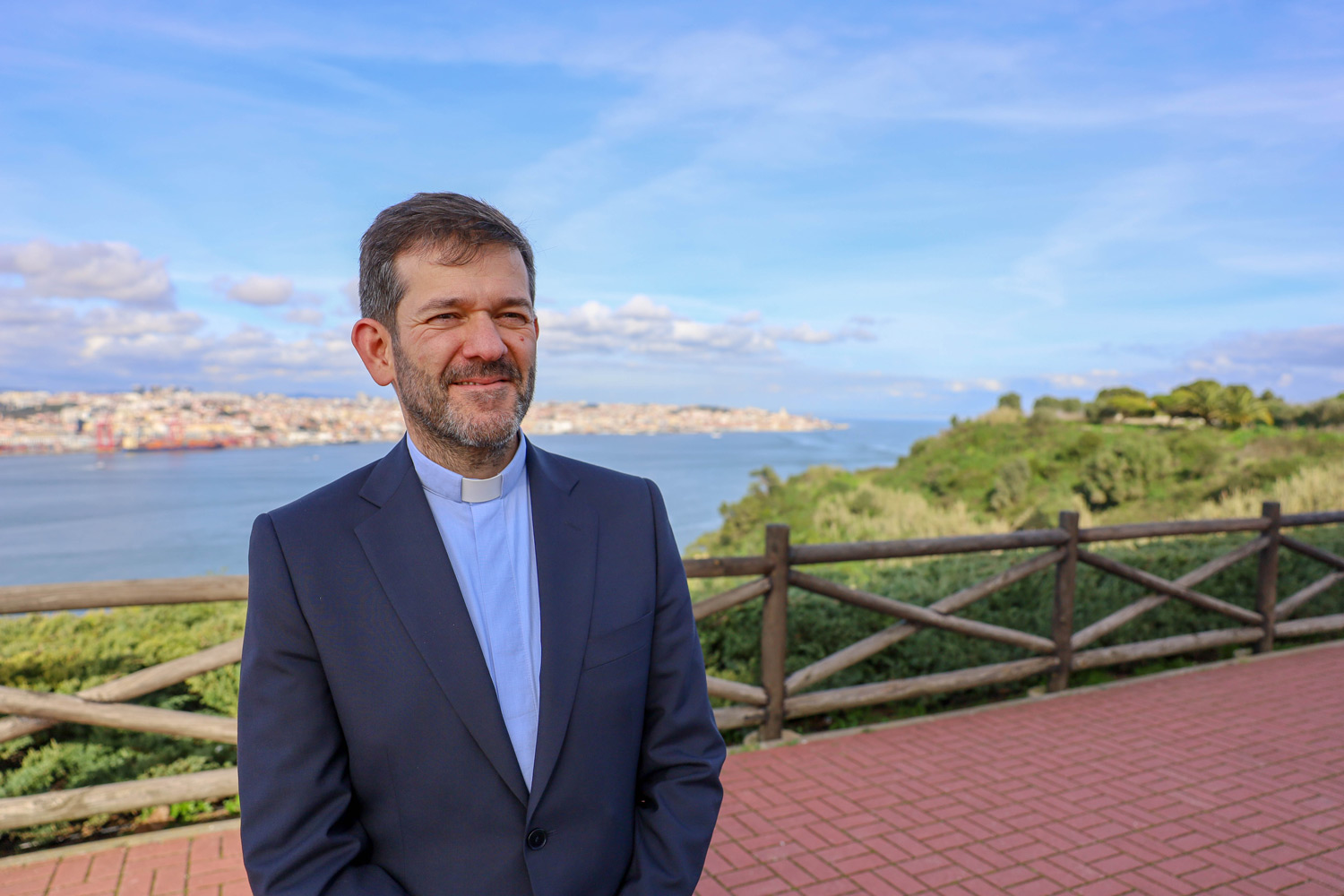 Igreja: Nasceu num país onde a «segregação social era muito forte» e ...