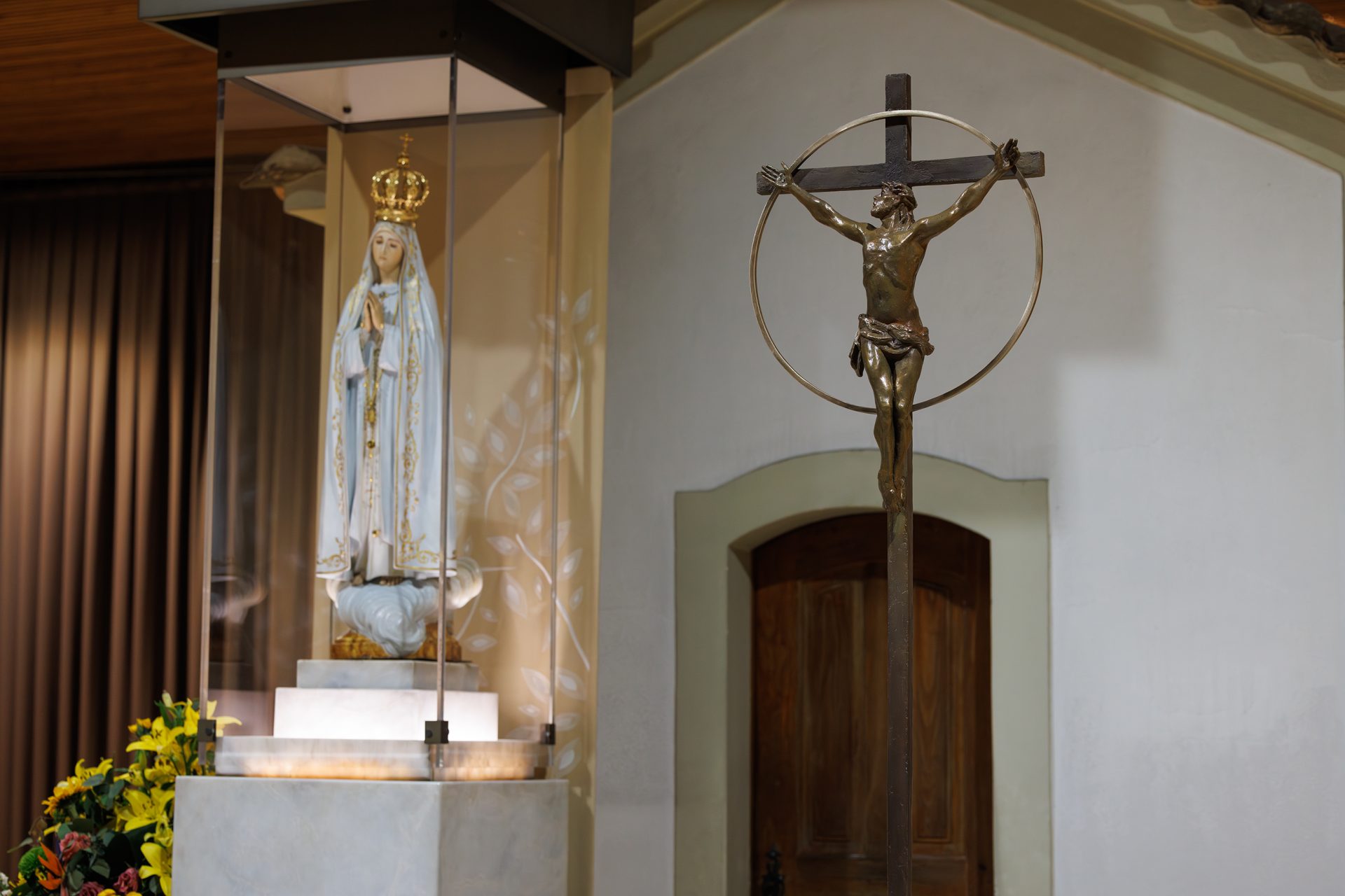 Fátima: Santuário inaugura nova cruz da Capelinha das Aparições ...