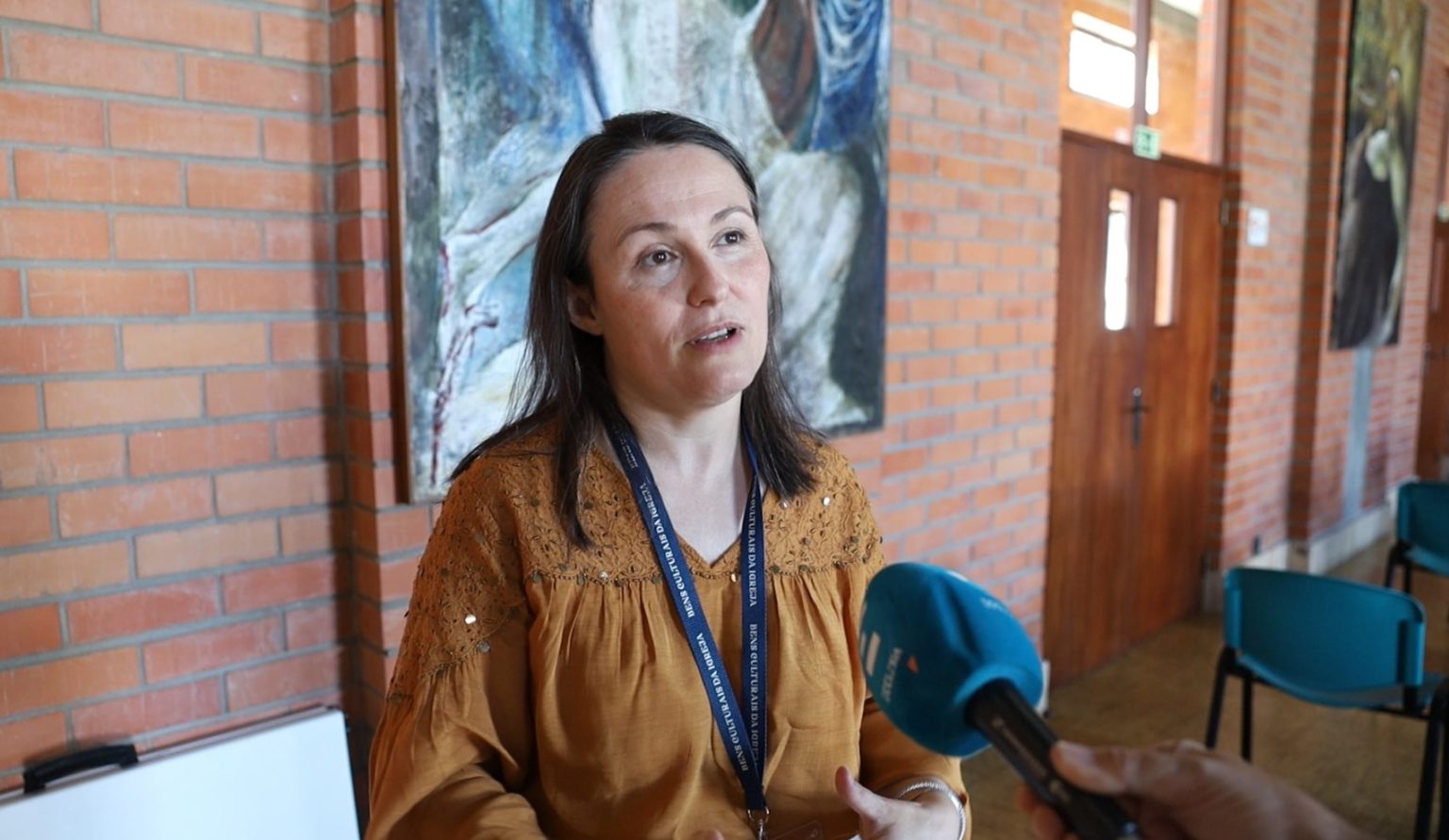 Bens Culturais: «Há paróquias que pagam para destruir património ...