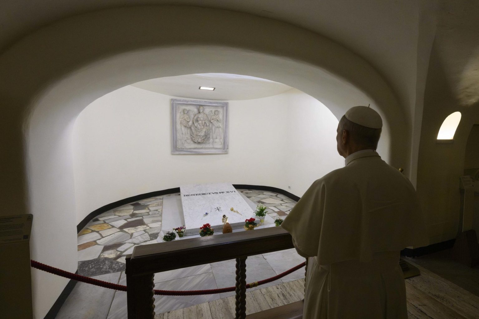 Vaticano: Papa evoca «morte terrível» de inocentes no mundo atual ...