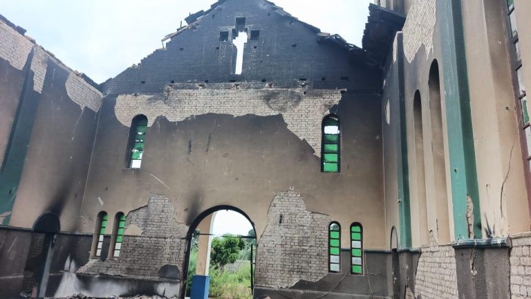 MOÇAMBIQUE: Igreja histórica em Cabo Delgado “reduzida a escombros ...