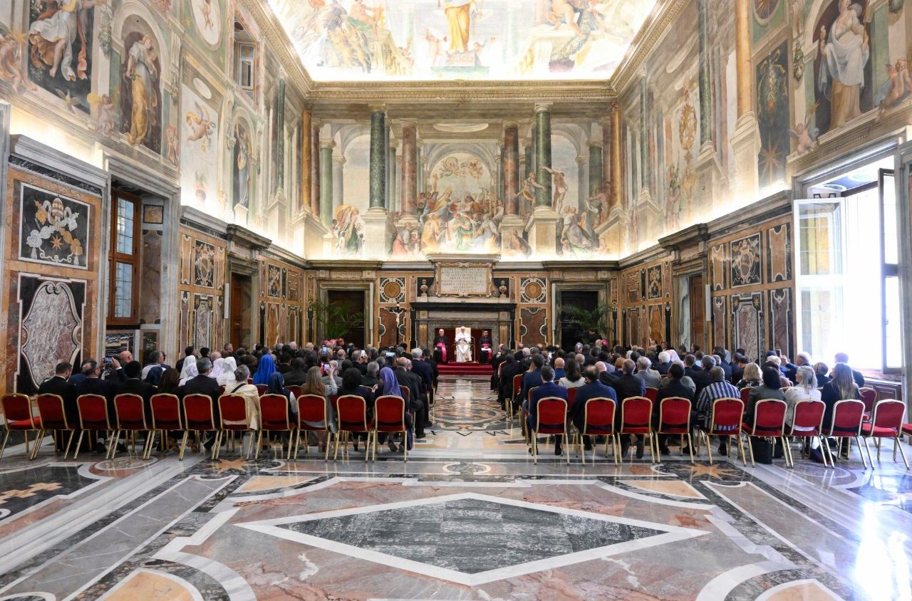 Vaticano: Papa convida a compreender «urgência» de ser «Igreja ...
